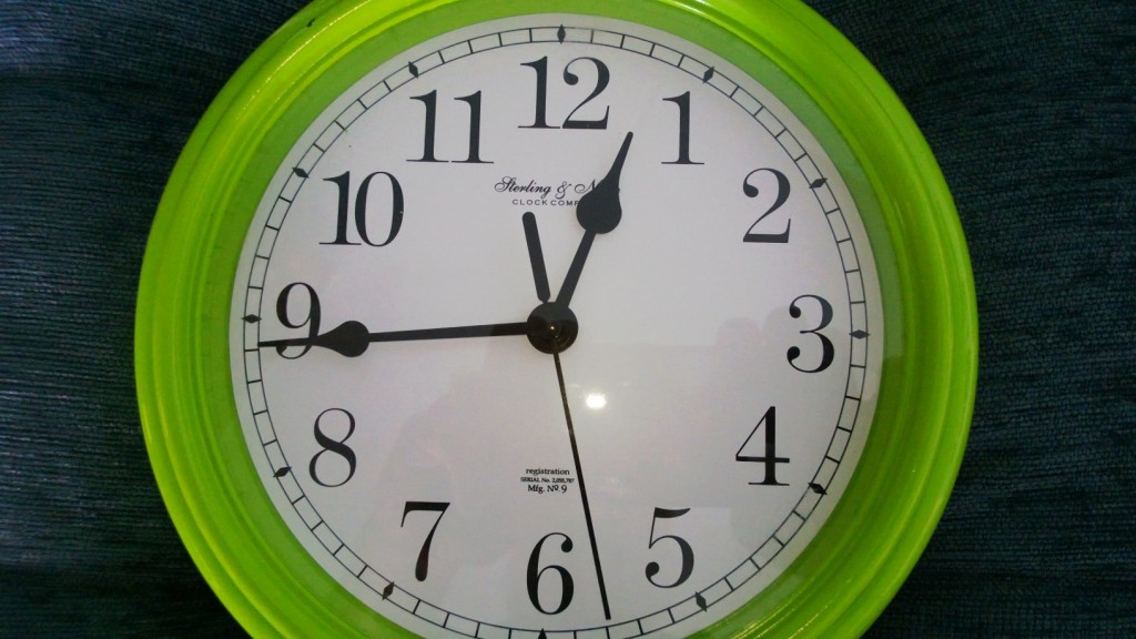 TAKING THE CLICKING SOUND AWAY FROM A BATTERY OPERATED CLOCK ...